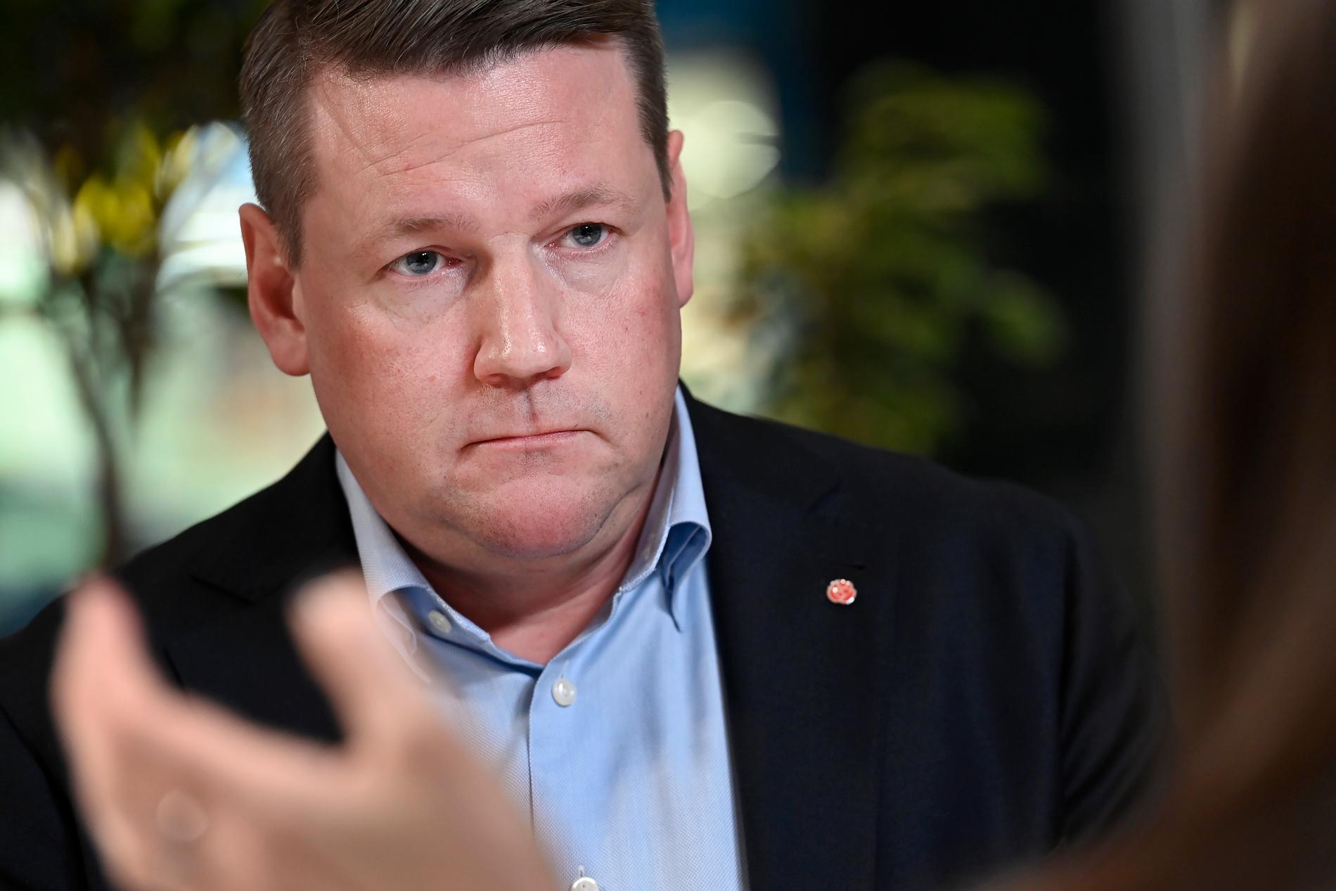 Tobias Baudin om Ulf Kristerssons inköp till Sagerska palatset: ”Ett hån” Tobias Baudin om Ulf Kristerssons inköp till Sagerska palatset: ”Ett hån”